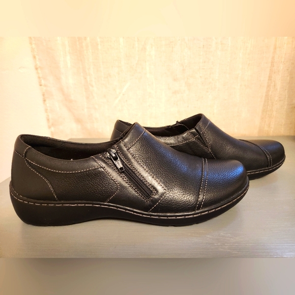 Clarks | Shoes | Euc Clarkes Cora Giny Black Leather Shoes | Poshmark